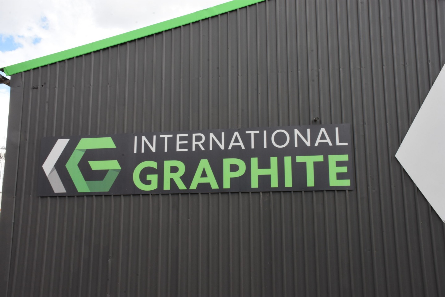 International Graphite picks Collie site